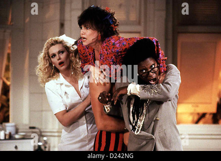 Sally Field, Cathy Moriarty & Whoopi Goldberg Film: Soapdish (USA 1991 ...