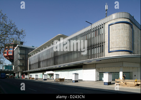 Wertheim department store in Berlin, 1932 Stock Photo - Alamy