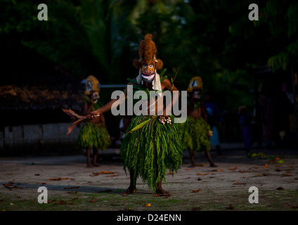 Malagan Tatuana Masks Dance, New Ireland Island, Papua New Guinea Stock ...