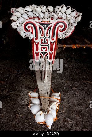 Kula Canoe Decorated With Shells, Trobriand Islands, Papua New Guinea ...
