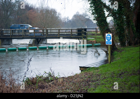 Ellingham sluice Norfolk Stock Photo - Alamy