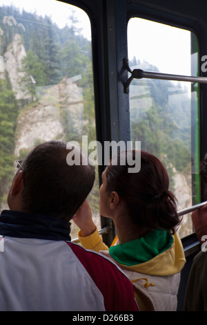 Sinaia cable car in Bucegi mountain, Romania Stock Photo - Alamy