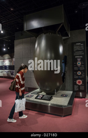 A full-size Mock up of the Plutonium Atomic Bomb "Fat Man" dropped on ...