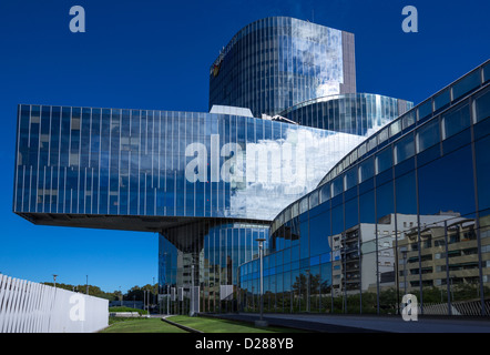 Gas Natural building designed by the architects Enric Miralles and ...