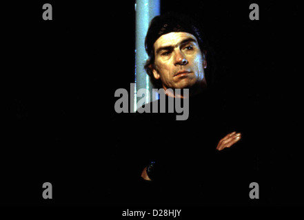 UNDER SIEGE, Tommy Lee Jones, 1992, © Warner Brothers/courtesy Everett ...