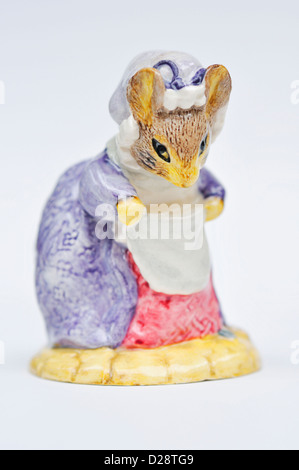 Lady Mouse made a curtsy - Beatrix Potter - Royal Doulton Peter Rabbit ...