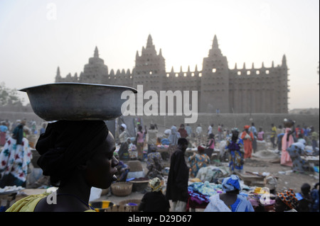 MALI Djenne , Grand Mosque build from clay is UNESCO world heritage ...