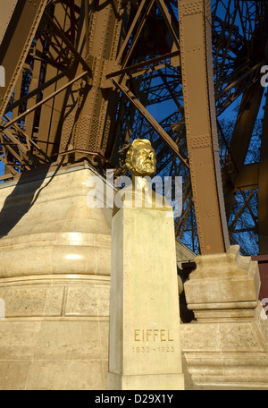 GUSTAVE EIFFEL BUST Stock Photo - Alamy