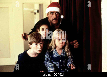 Santa Claus Mit Muckis Santa Muscles Hulk Hogan Millionaer Blake Thorne ...