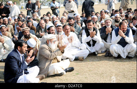 Residents of Bara offer absence funeral prayer of eighteen people, who ...