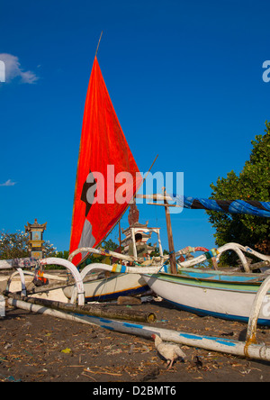 Prahu Boat, Mataram, Lombok Island, Indonesia Stock Photo - Alamy