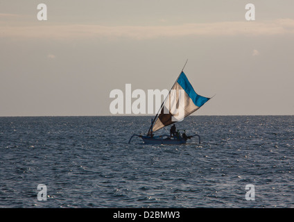Prahu Boat, Mataram, Lombok Island, Indonesia Stock Photo - Alamy