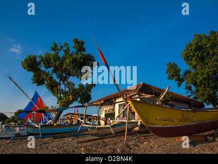 Prahu Boats, Mataram, Lombok Island, Indonesia Stock Photo - Alamy