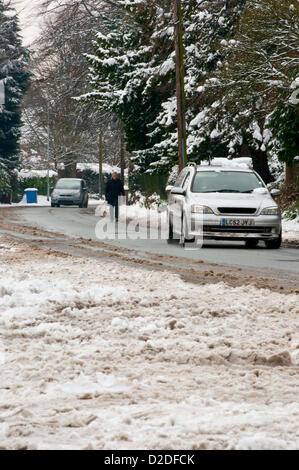 Norwich roads snow Stock Photo - Alamy