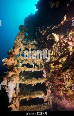 Wreck Kyokuzan Maru Japanese freighter sunk in 1944, Malawig ,Coron ...