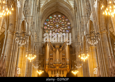 Lancing College Chapel rose window and organ Stock Photo - Alamy