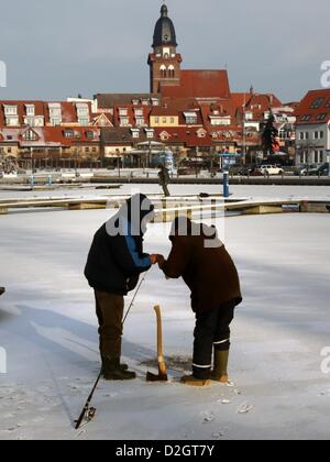 Port in Waren on the Mueritz Stock Photo - Alamy