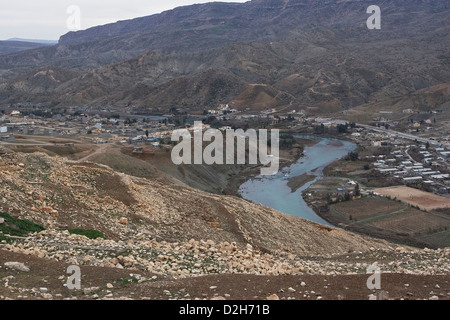 Dokan River and Town. A of holiday and tourist area, Iraqi Kurdistan ...