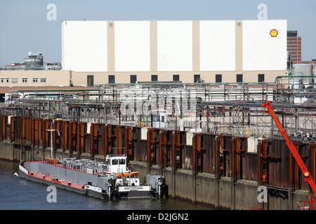 Royal Dutch Shell oil refinery and Shell petrol station, Godorf ...