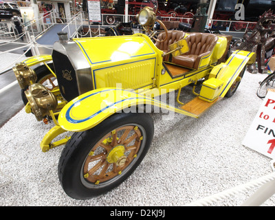 The 1912 American La France Simplex is a vintage fire truck known for ...
