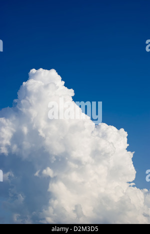 White fluffy big clouds against sky landscape Stock Photo - Alamy