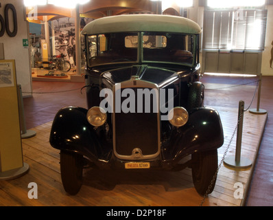 This FIAT police car is part of Italy's law enforcement fleet. Designed ...