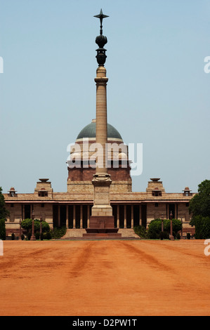 Government palace of Rashtrapati Bhavan and Jaipur Column Stock Photo ...