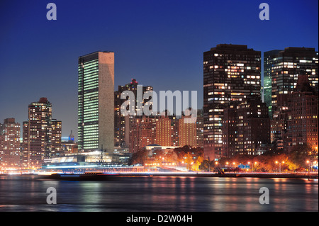 UN complex over East River Stock Photo - Alamy