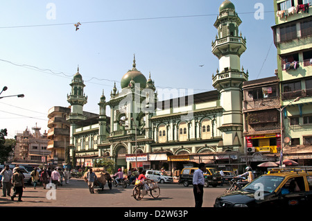 Mosque Hamidiya Masjid Pydownie Kalbadevi Road Mumbai ( Bombay ) India ...