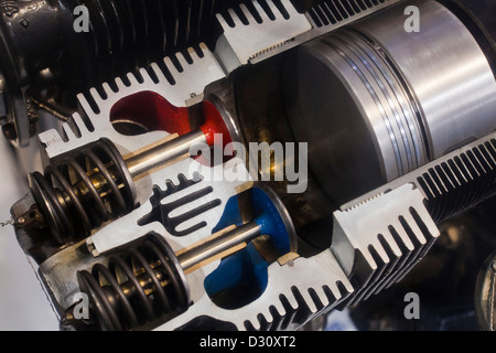 Engine cross section Stock Photo - Alamy