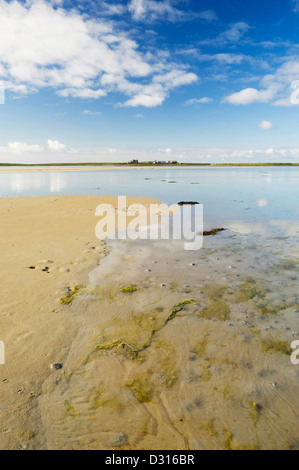 Beach on the Peedie Sea, island of Sanday, Orkney Islands, Scotland ...