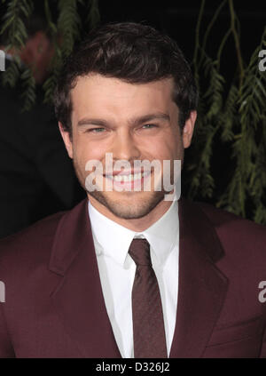 BEAUTIFUL CREATURES, Alden Ehrenreich, 2013. ph: John Bramley/©Warner ...