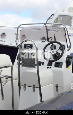 Speed boat steering wheel and instrument panels, luxurious speedboat ...