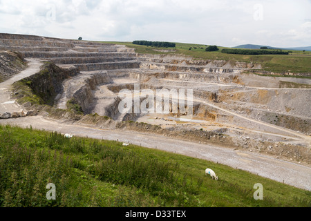 Quarry supplying Hope Cement works near Castleton in the Peak district ...