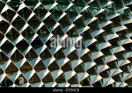 Aluminium sun shade control panels on the roof of the Esplanade ...