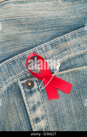 AIDS Ribbon Pin Stock Photo - Alamy