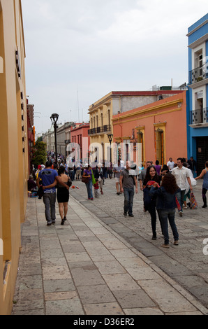 Oaxaca, Mexico, North America. Sidewalk Cafe at the Zócalo (Town Square ...