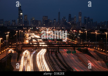 USA, Illinois, Chicago, light trail Stock Photo - Alamy