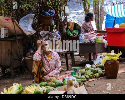 mondulkiri cambodia Bunong tribal people bunong village people Bunong ...
