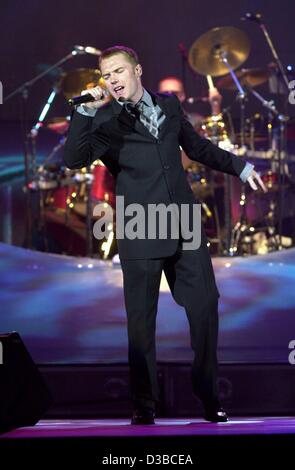 Boyzone, Ronan Keating on stage at The V96 Concert held in Chelmsford ...
