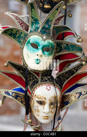 Venetian masquerade masks on display outside a souvenir shop in Venice ...