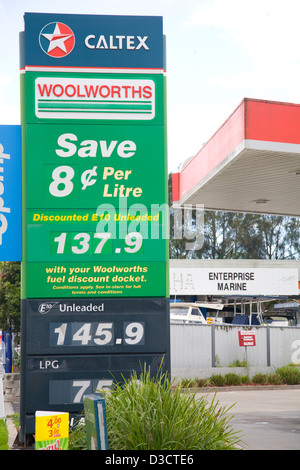 woolworths petrol station in sydney,australia Stock Photo - Alamy