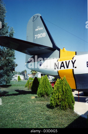 The Grumman HU-16C, also known as the Albatross, was a amphibious ...