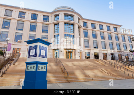 Georgetown University Law Center building - Washington, DC USA Stock ...