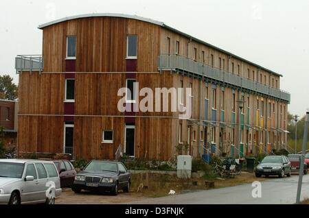 (dpa) - A view of a so-called 'passive house' under construction in ...