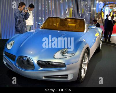 Subaru B9 Scrambler concept car shown at the 2003 motorshow in tokyo ...