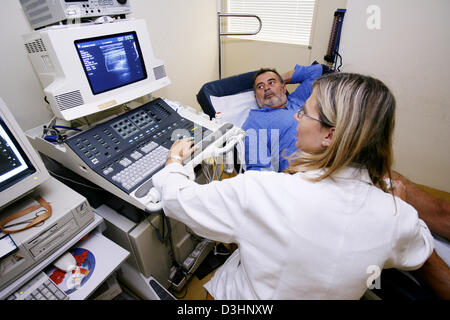 DOPPLER TEST OF A VEIN Stock Photo - Alamy