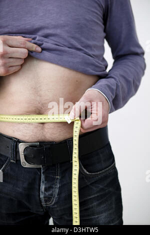 MAN'S WAIST CIRCUMFERENCE Stock Photo - Alamy