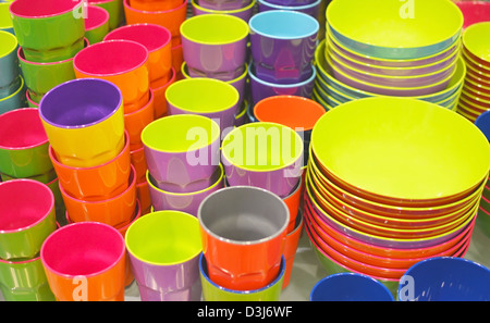 big pile of plates and cups Stock Photo - Alamy