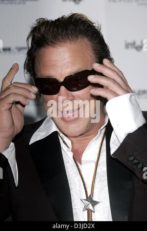 (dpa) - US actor Mickey Rourke ('The Rainmaker', 'Spun', 'Masked and ...